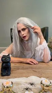 30 Awesome Pics Of Celebs Who Stole Halloween Show