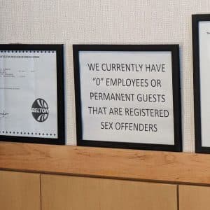 30 Hilarious Times Quotation Marks Were Used Incorrectly