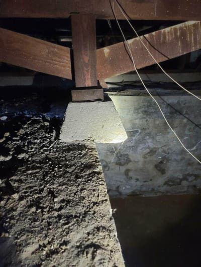 30 Chilling Encounters Witnessed During Structural
