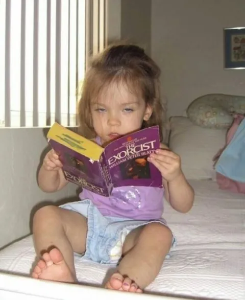 30 ‘Awkward Family Photos' To Cringe At