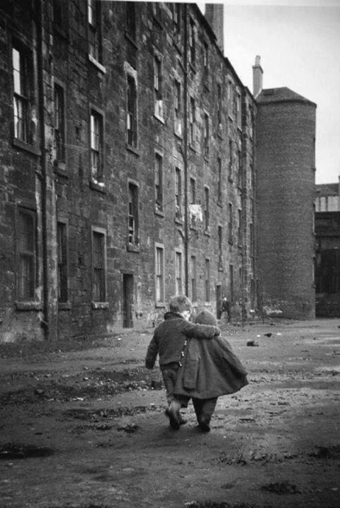 30 Extremely Important Historical Photos From The 1800s And 1900s