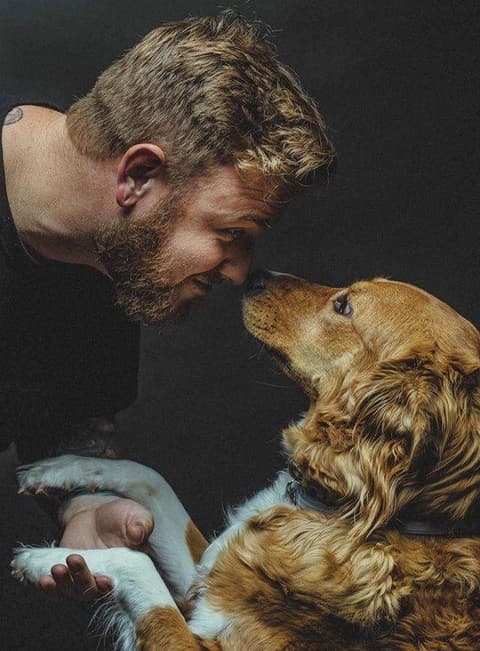 30 Cute Times Pets Hilariously Showed How Jealous They Are