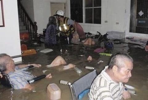 30 Bizarre Pictures That Will Leave You Stunned
