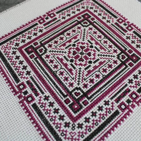 30 Beautiful Cross-Stitch Patterns You Must See