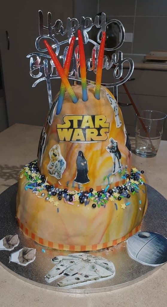 30 Unbelievably Funny Cake Fails That Will Make You Laugh