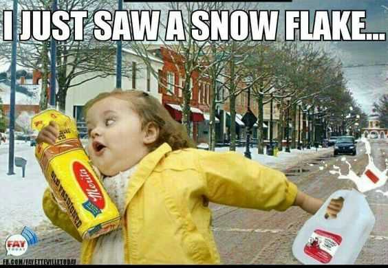 40 Hilarious Winter And Snow Memes For When You're Freezing Your Face Off