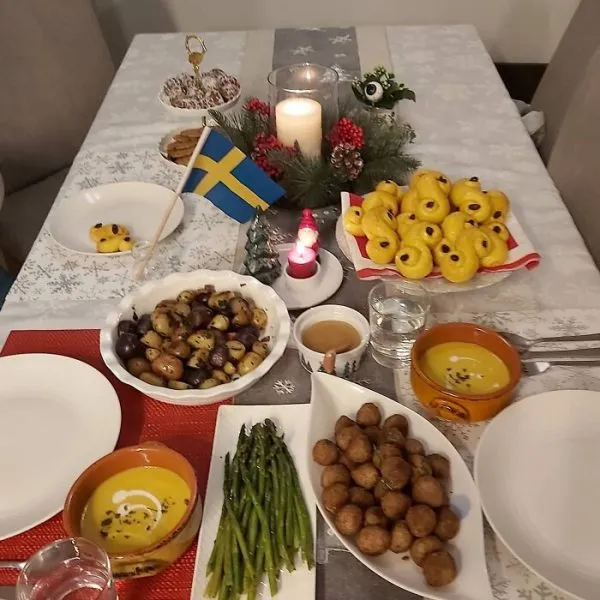 30 Delicious Christmas Foods That Went Above And Beyond