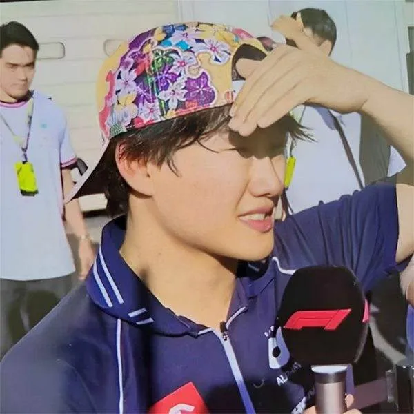 30 Caps That Will Have You Laughing And Puzzled!