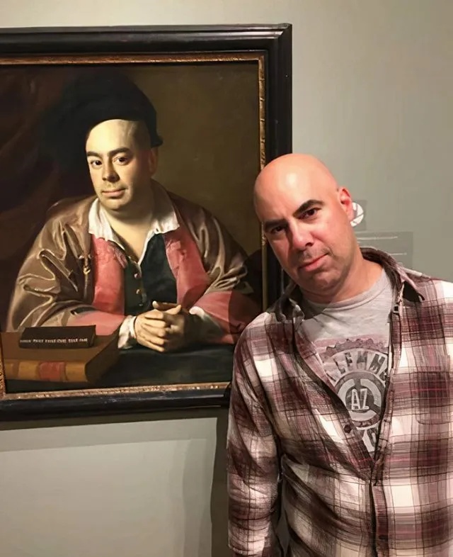 32 Super Funny Pictures People Took At Museums