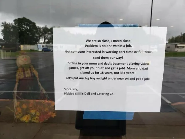 30 Insane And Infuriating Signs Bosses Left Up At Work