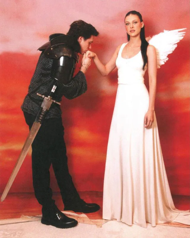 30 Awesome Pics Of Celebs Who Stole Halloween Show