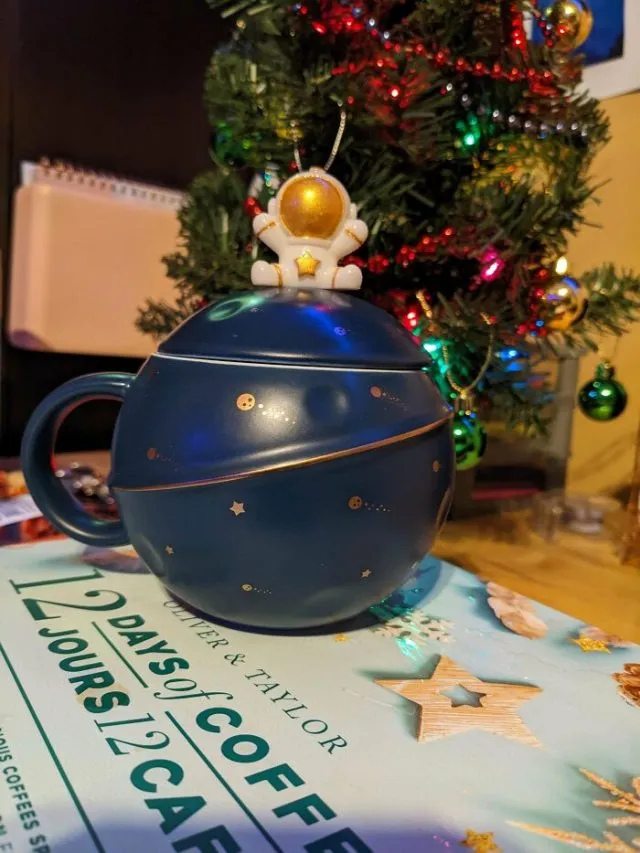 30 Satisfying Pictures Of Cool Mugs