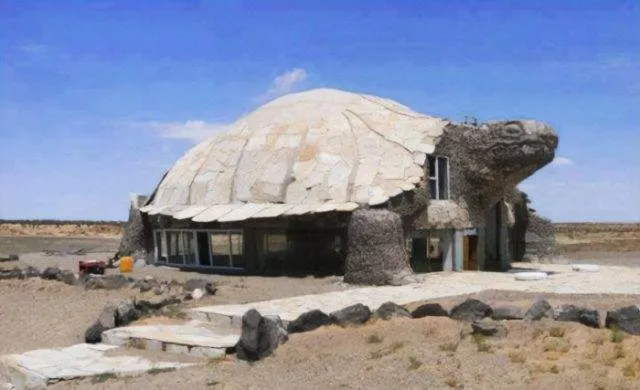 30 Weird And Epic Homes That You Need To See