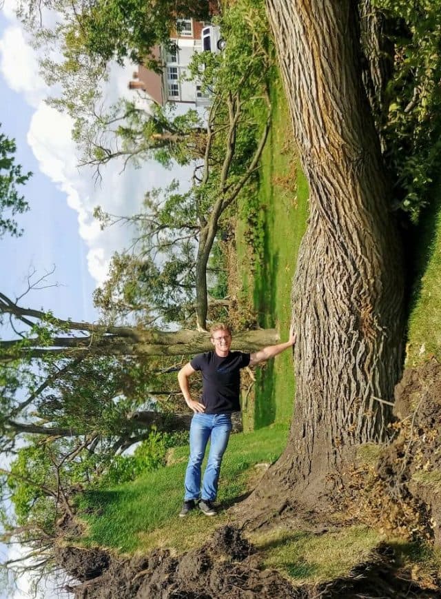 30 Epic Gravity-Defying Moments