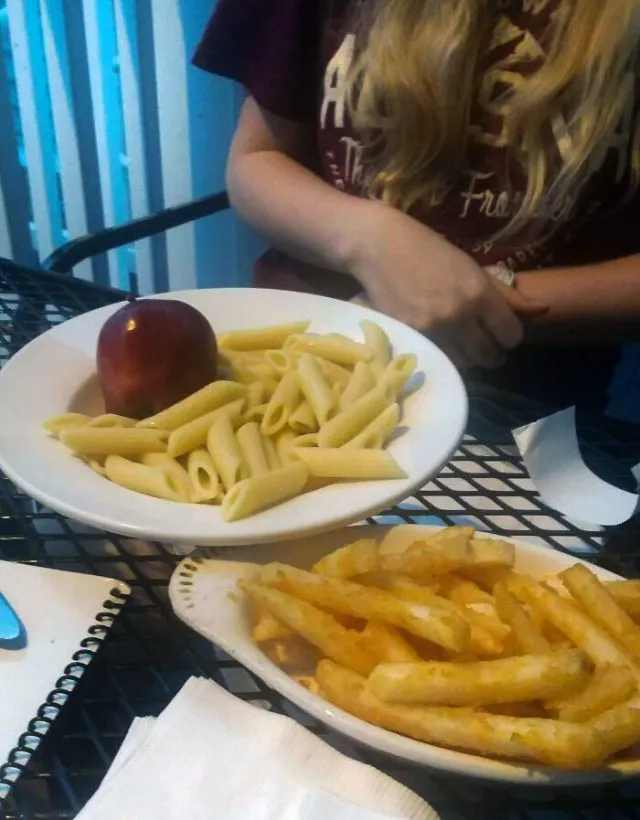 30 Infuriating And Disgusting Restaurant Experiences