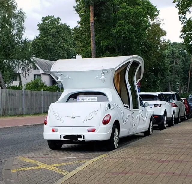 30 Incredibly Unique Car Modifications Spotted In Real Life