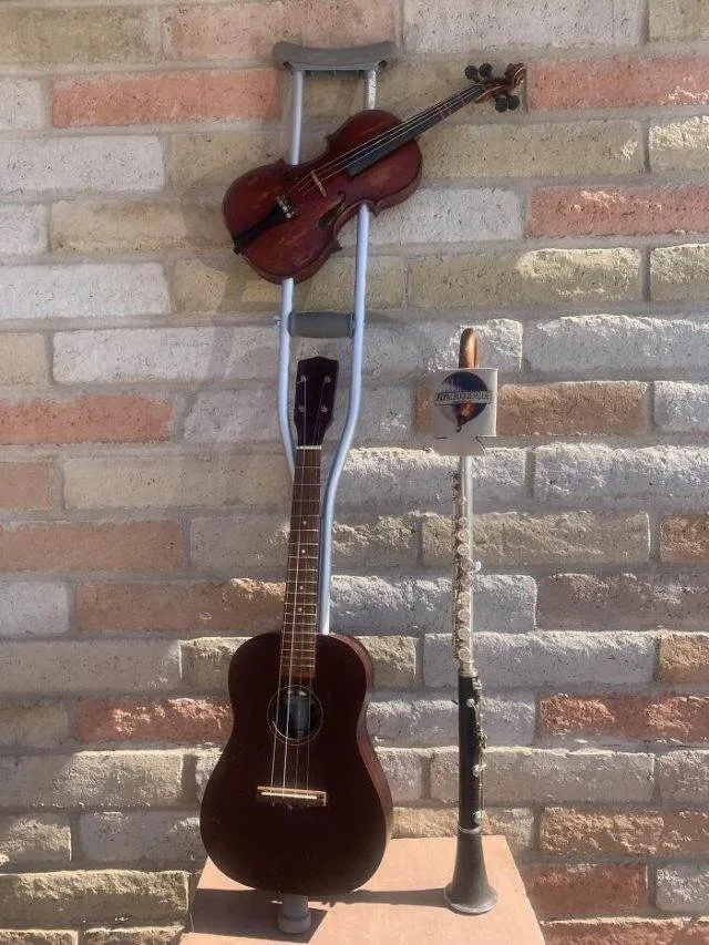 30 Hilarious Pics Of Random Musical Instruments!