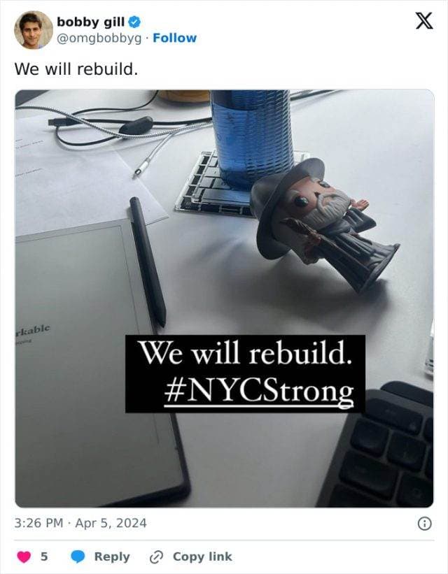30 Hilarious Images From The "We Will Rebuild" Trend