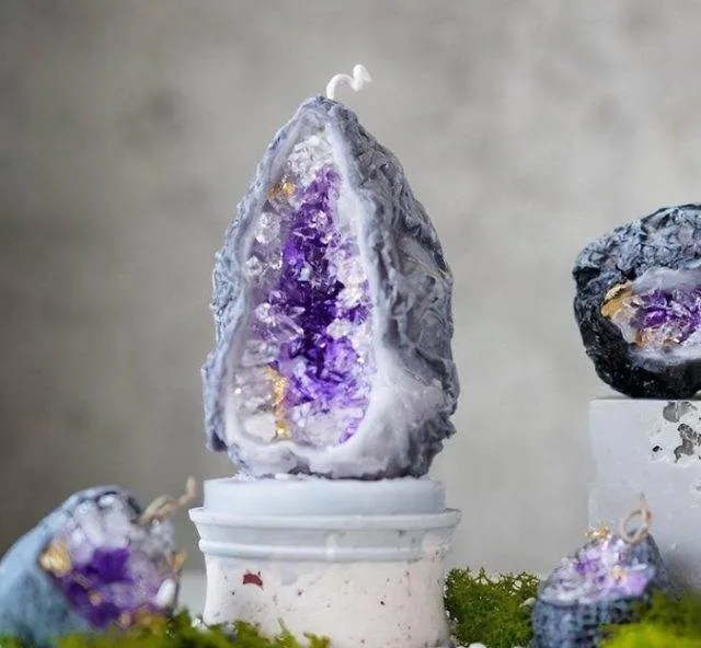 30 Unbelievably Cool Candles You've Never Seen Before