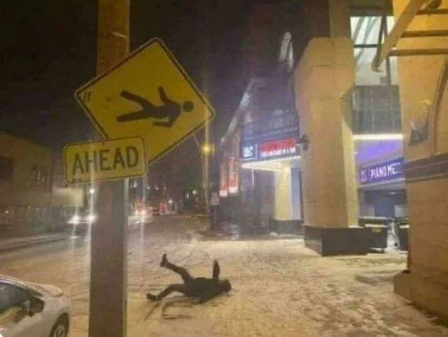 30 Hilarious Signs That Defy Logic And Common Sense