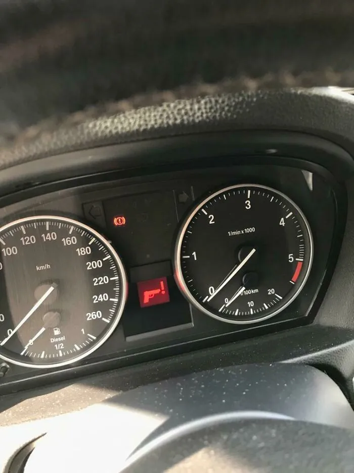 30 Hilarious Pics That Show The Level Of Nonsense Mechanics Have To ...