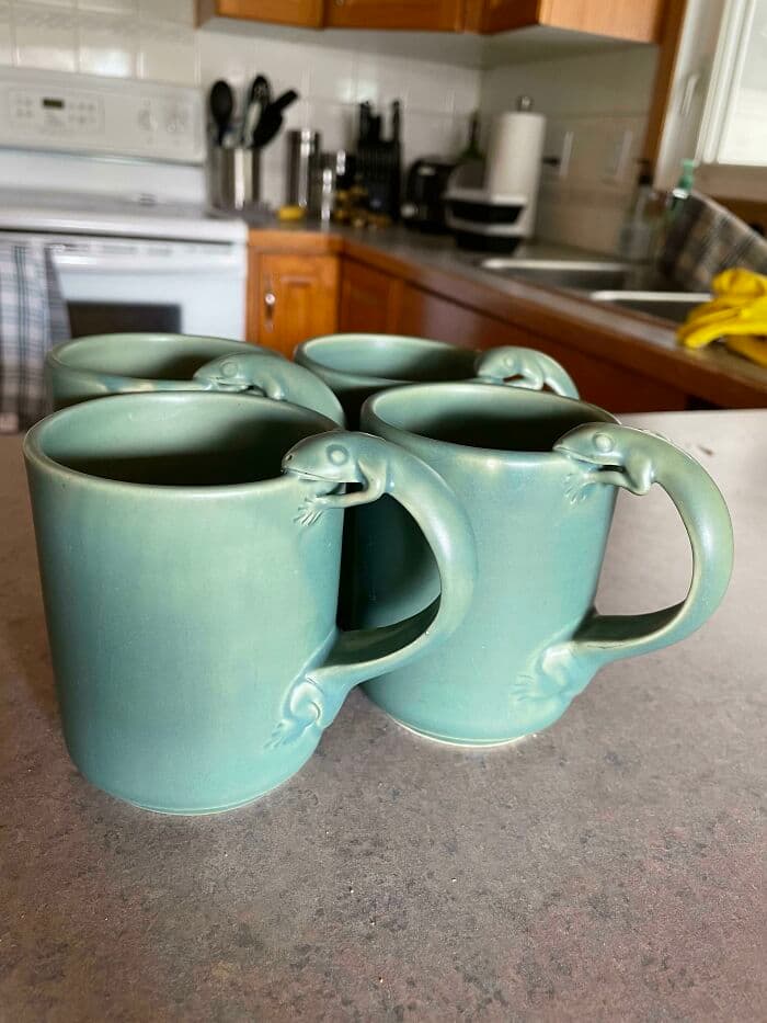 30 Satisfying Pictures Of Cool Mugs