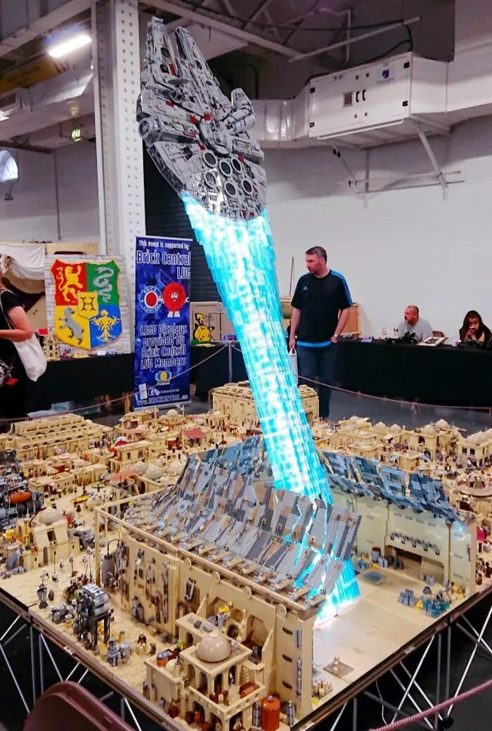 30 Incredible And Mind Blowing LEGO Builds