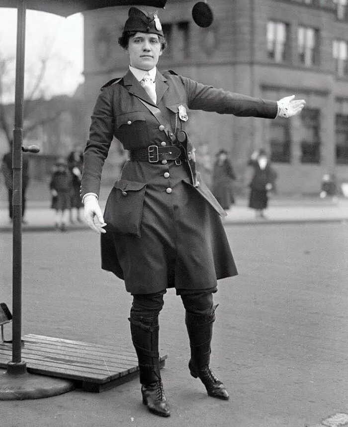 30 Extremely Important Historical Photos From The 1800s And 1900s