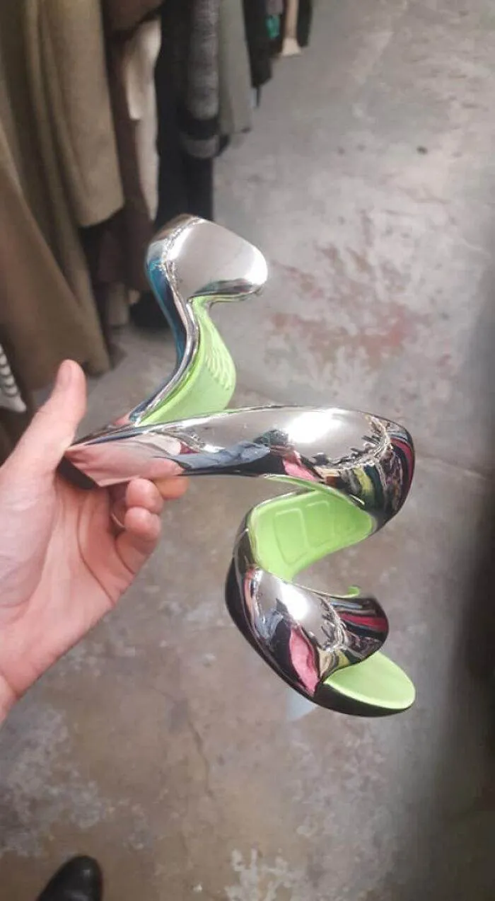 30 Incredibly Funny Times People Put On The Ugliest Shoes