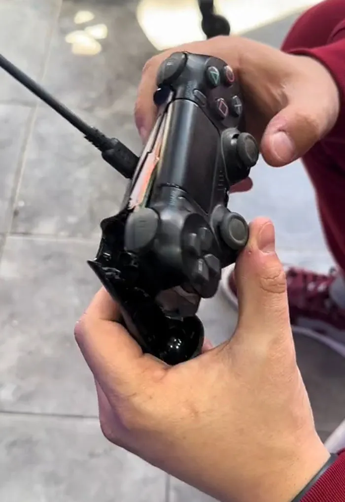 30 Hilarious Objects That Have Been Used To The Very End