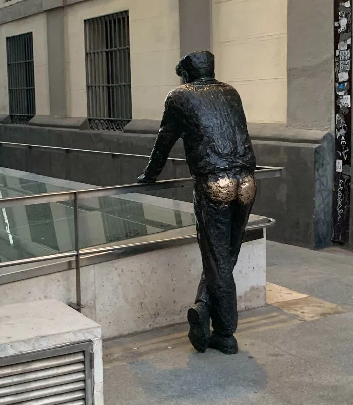 30 Epic And Captivating Images Of Weathered Objects