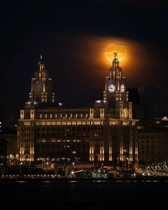 30 Breathtaking Blue Moon Pictures