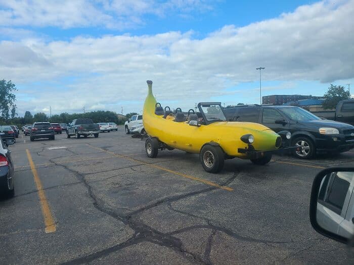 30 Ridiculous Cars That Some People Were A Good Idea