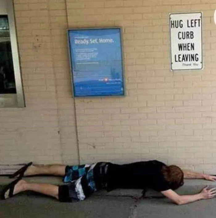 30 Instances When Hilarious Signs Were Too Good Not To Share