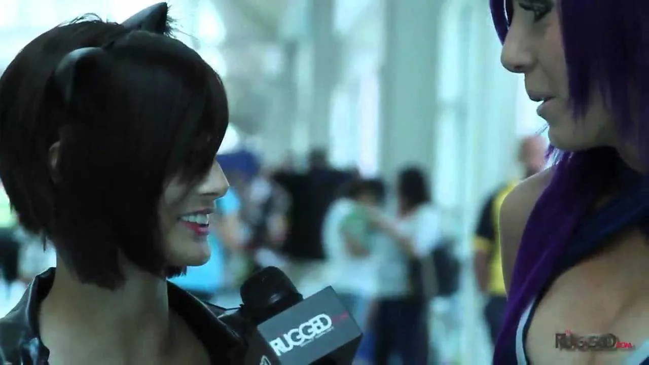 The Women Of Comic Con | The Funny Beaver