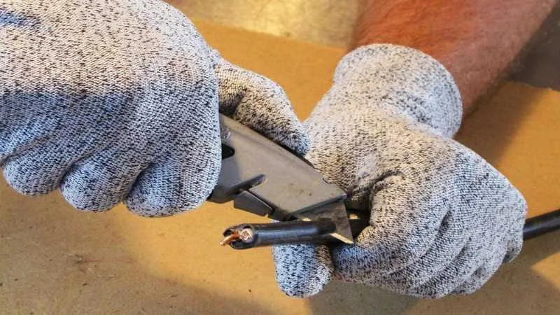 NoCry Cut Resistant Gloves - Level 5 Protection