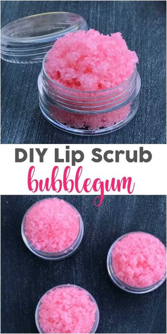 28 Sweet DIY Lip Gloss Recipes | The Funny Beaver