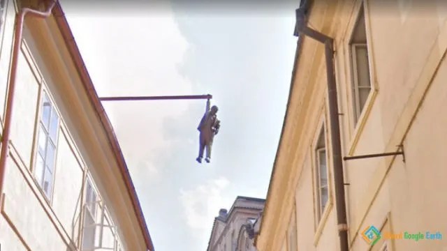 30 Hilarious And Absurd Moments Caught By Google Maps